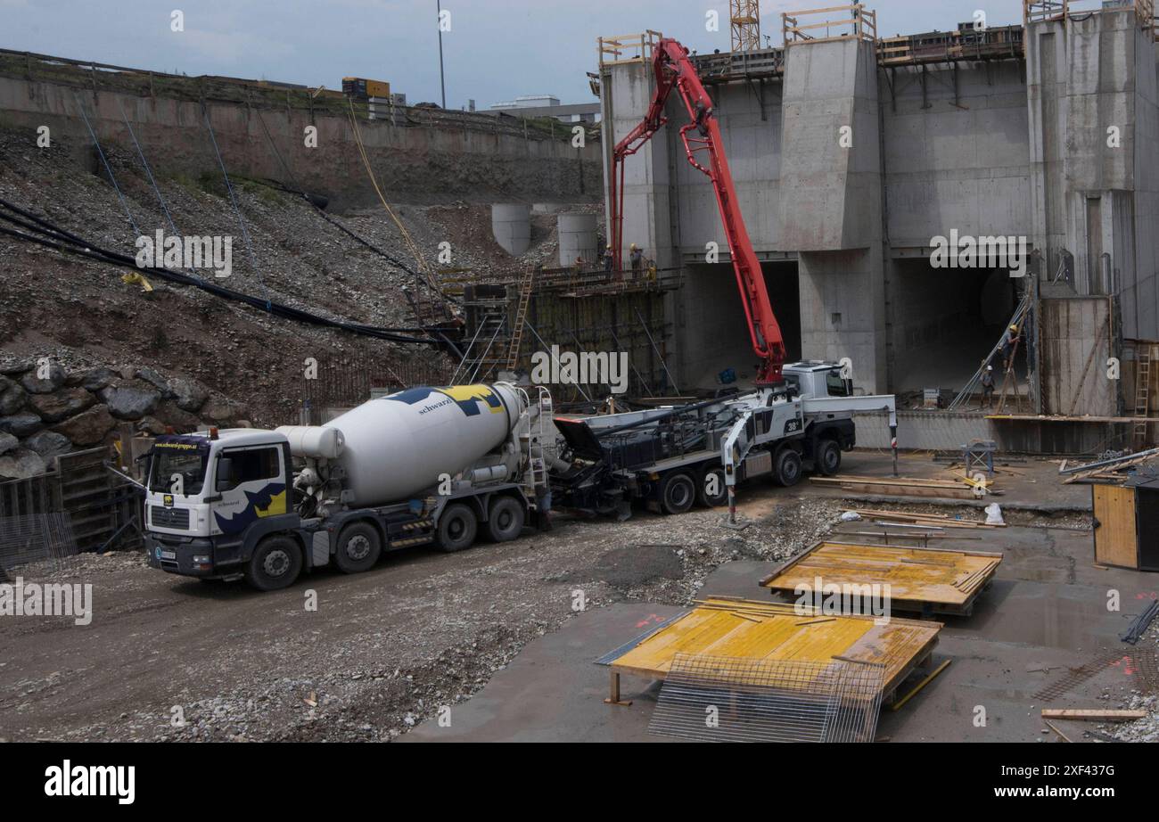 concrete mixer commercial vehicles for construction and workeforce ...