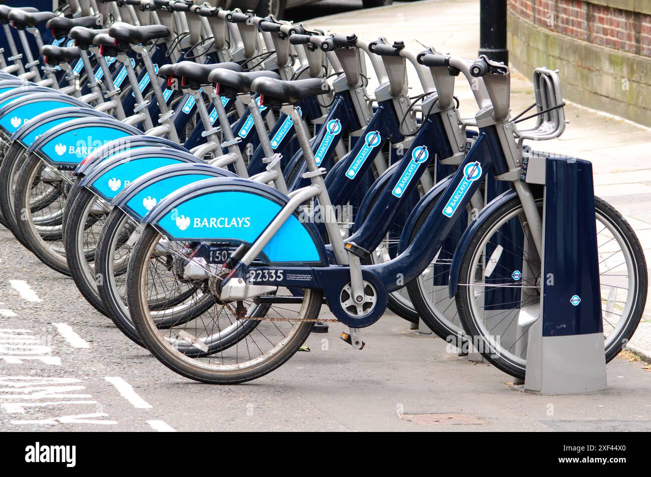 Bike rental system hi-res stock photography and images - Alamy