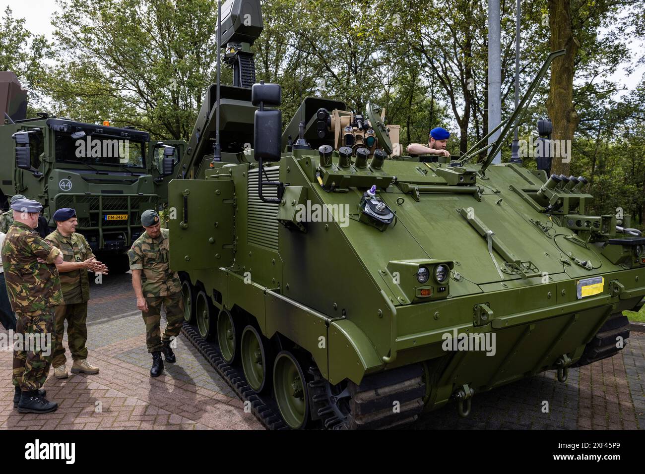VREDEPEEL - Soldiers with the new Nomads air defense vehicle during a founding ceremony of the ...