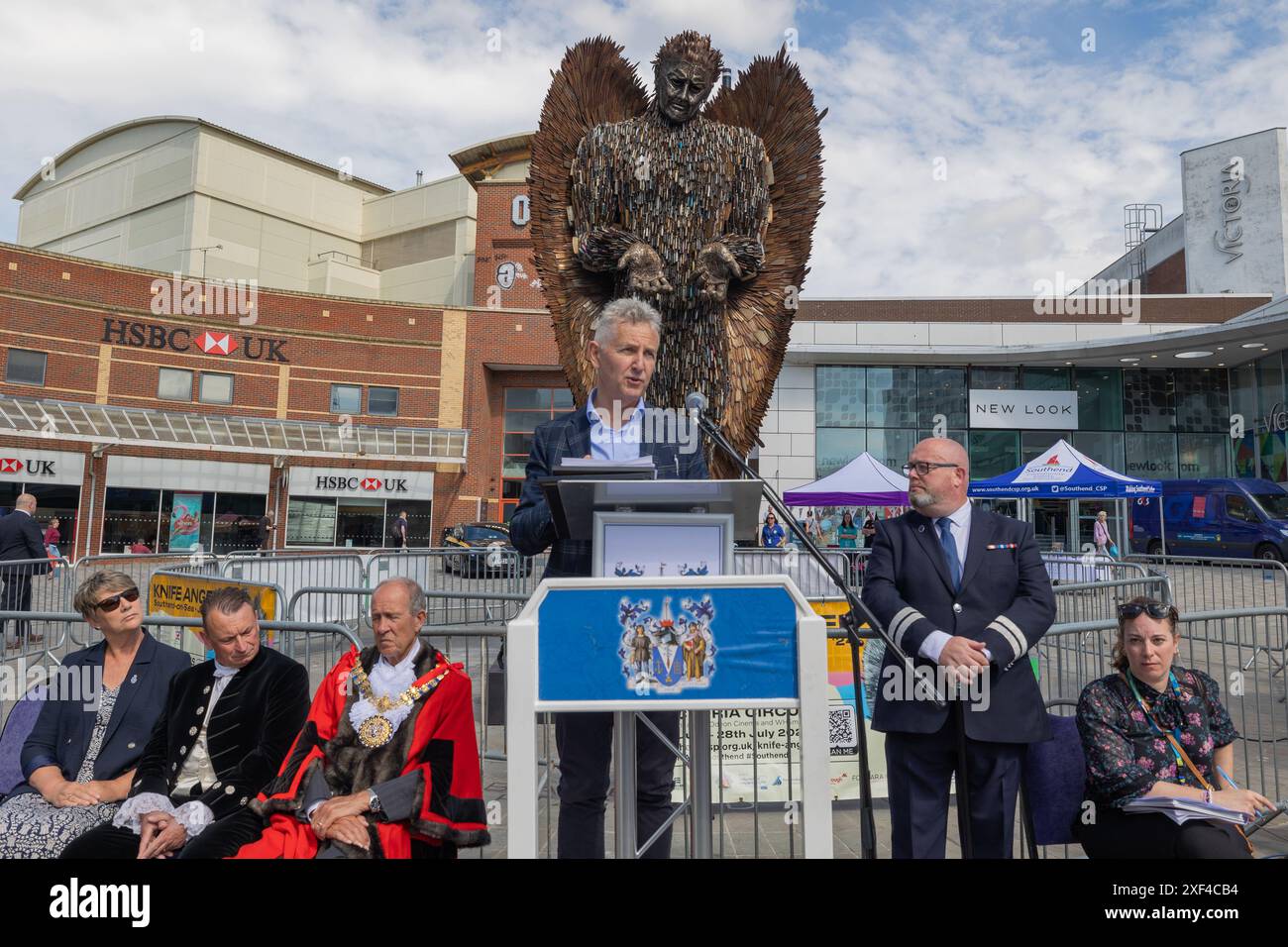 Southend on Sea, UK. 1st Jul, 2024. Clive Knowles of British Ironwork ...