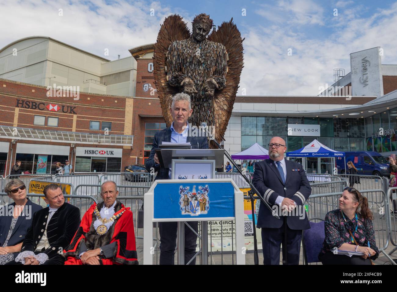 Southend on Sea, UK. 1st Jul, 2024. Clive Knowles of British Ironwork ...
