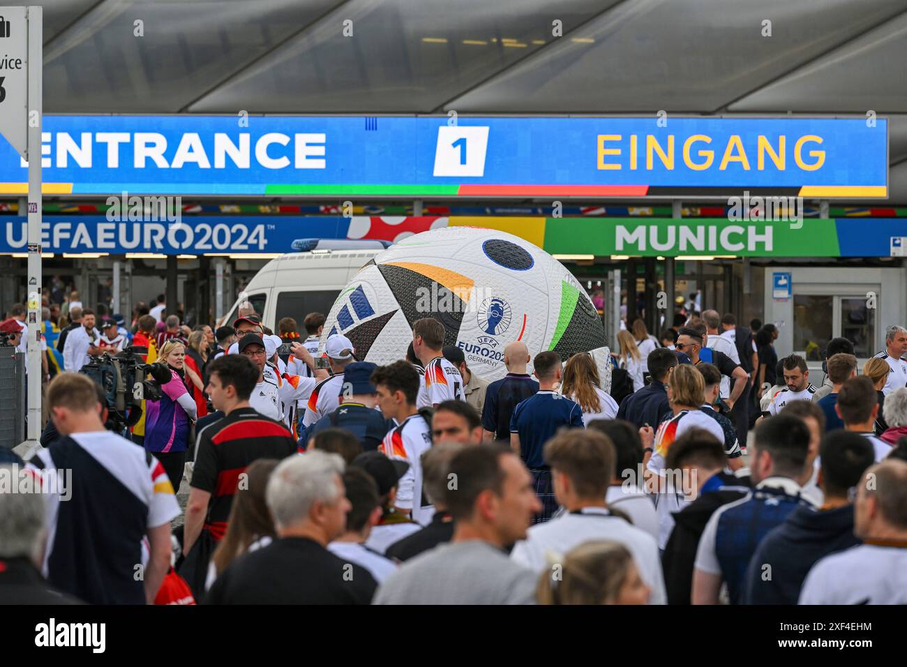 firo : 14.06.2024, Football, Soccer: UEFA EURO 2024, EM, European ...