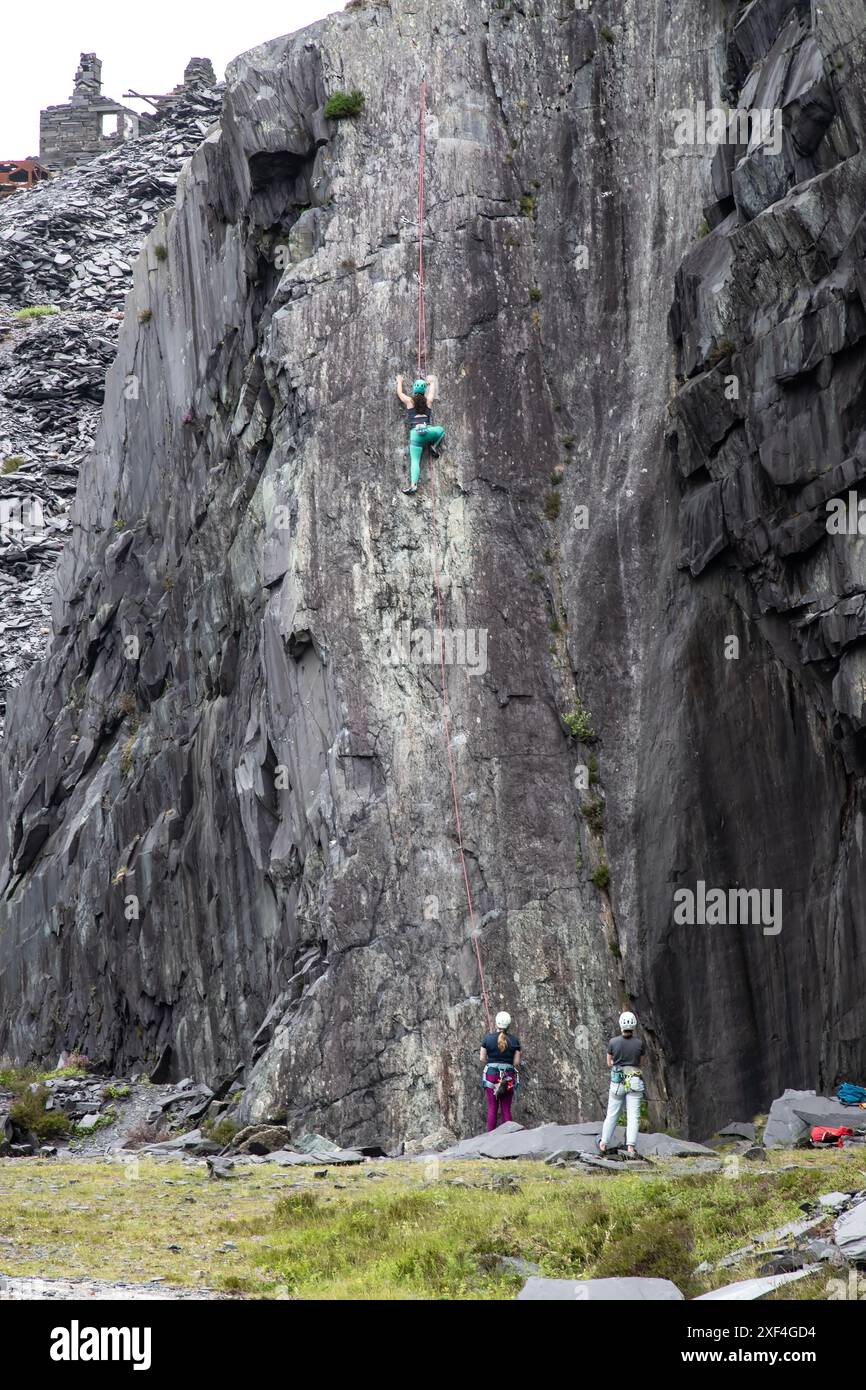 Llanberis slate quarries hi-res stock photography and images - Alamy