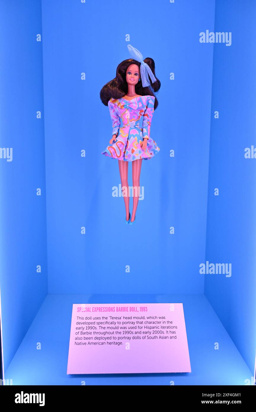 The Design Museum in London unveils it's exhibition on the design story ...