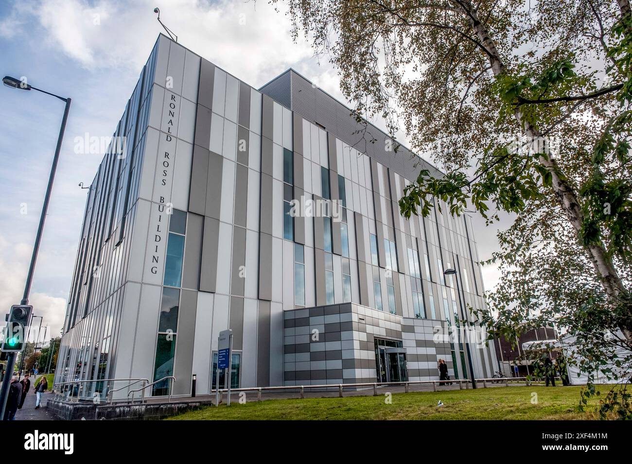 Ronald Ross Building. University of Liverpool Institute of Infection ...