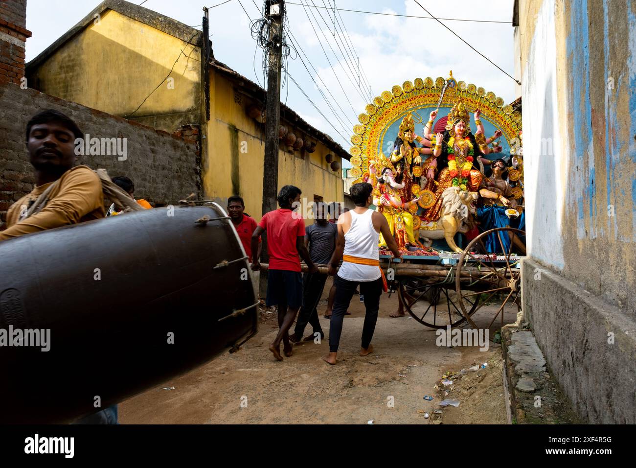 Village durga puja hi-res stock photography and images - Alamy