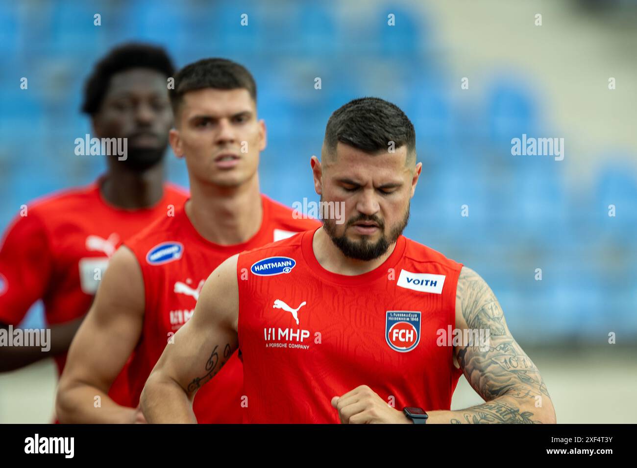 Marnon Busch (FC Heidenheim, #02), Mathias Honsak, Omar-Haktab Traore ...