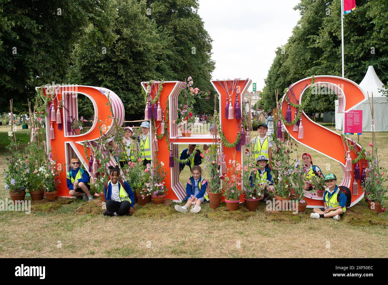 East Molesey, UK. 1st July, 2024. Children from Northfields School have ...