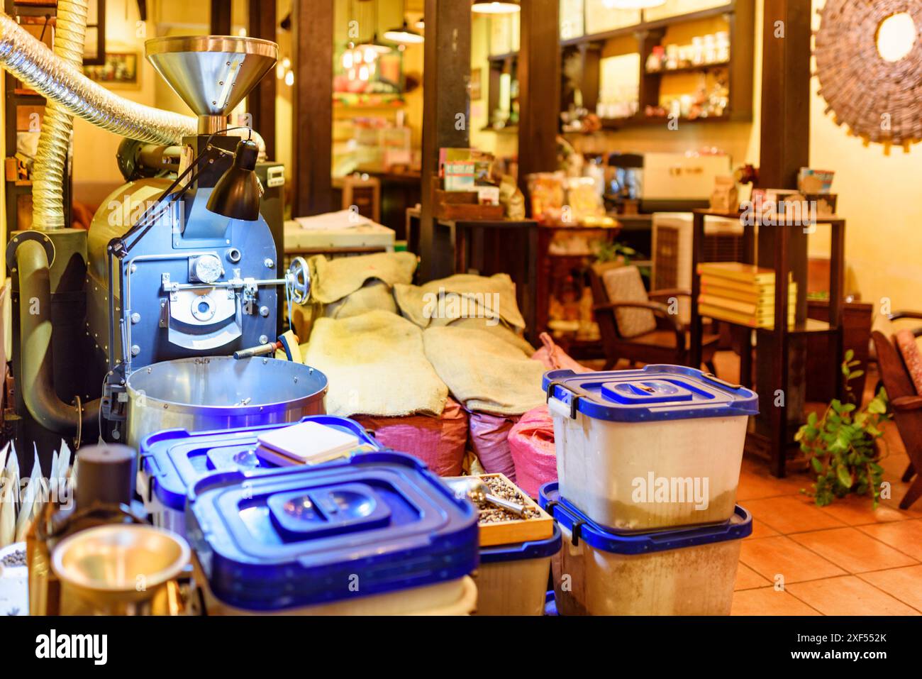 Awesome view of small coffee factory in Hoi An Ancient Town (Hoian ...