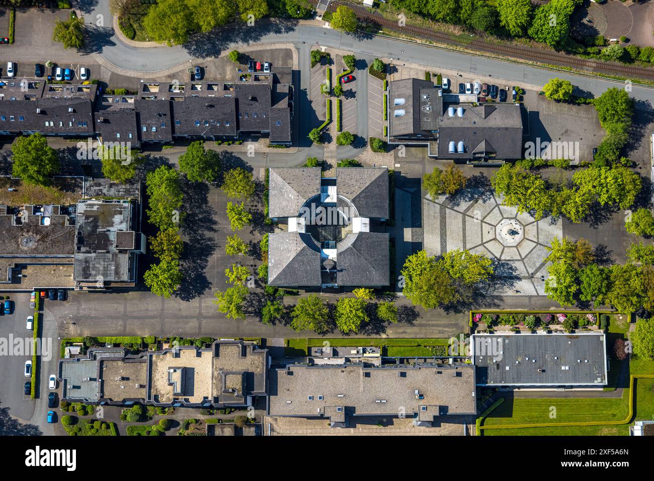 Town hall and bigger platz hi-res stock photography and images - Alamy
