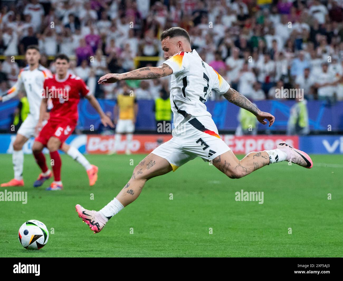 David Raum (Deutschland, #03) am Ball, GER, Germany (GER) vs Denmark ...