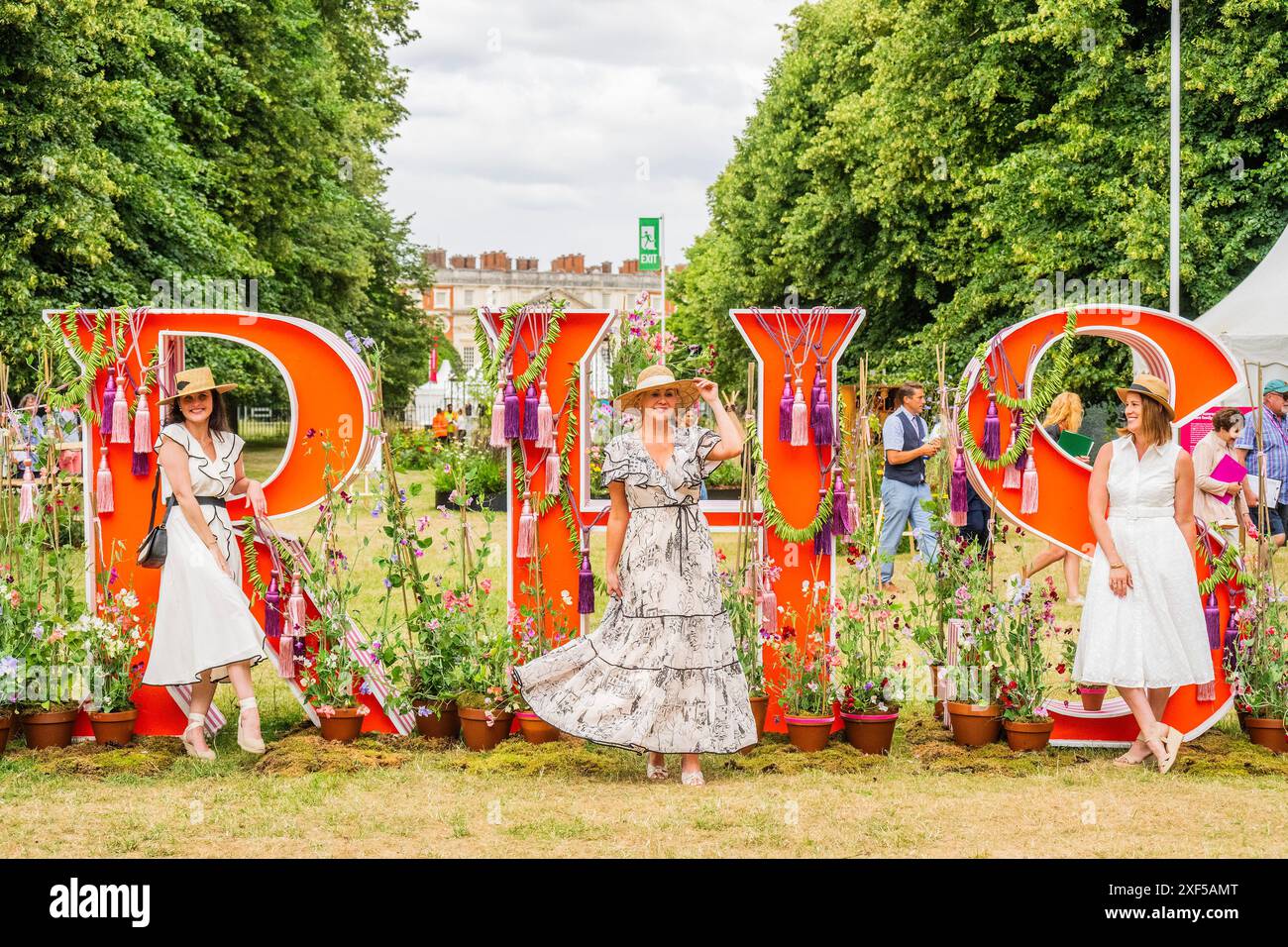 London, UK. 1st July, 2024. Influencer Zanne Lee and fellow content ...
