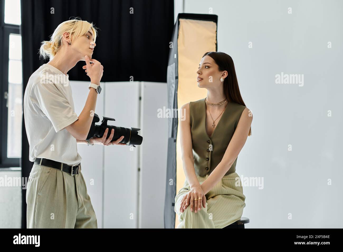 Photo capturing moment in hi-res stock photography and images - Alamy