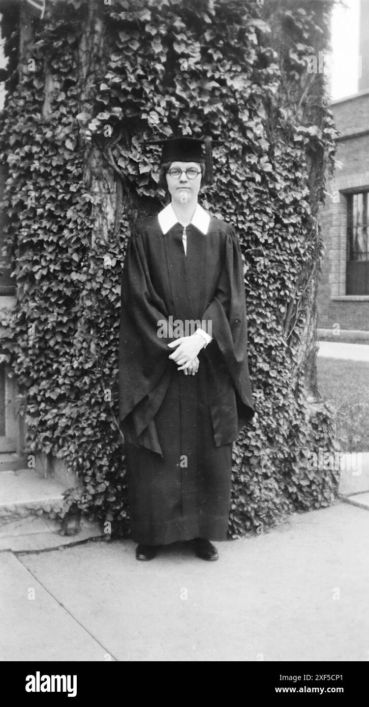 Fashion: A lady in graduation cloak and hat outside Greenville ...