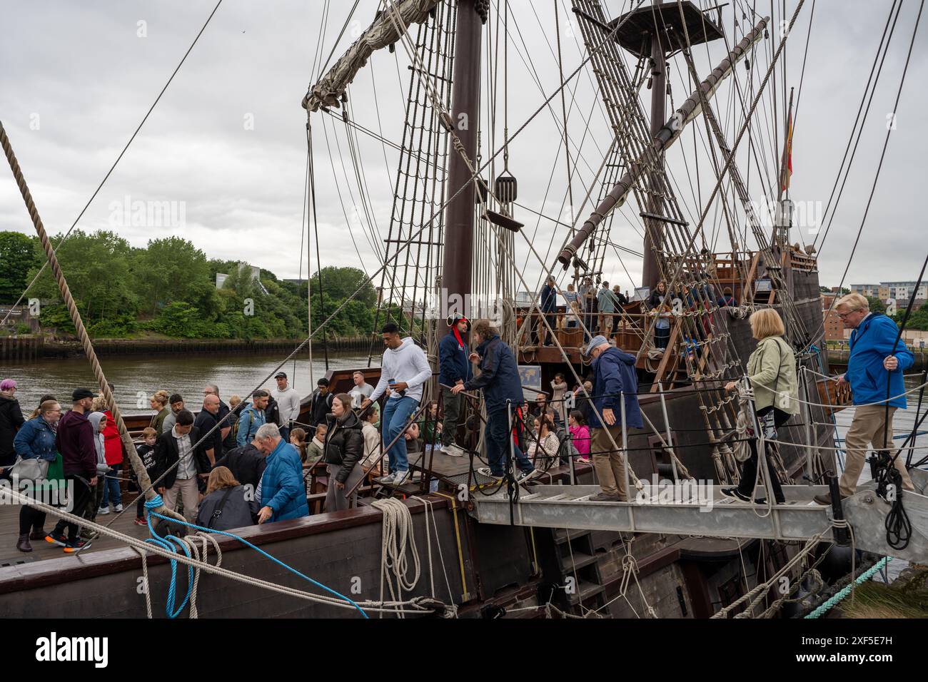 Newcastle upon Tyne, UK. Galleon Andelucia - a replica of a Spanish ...