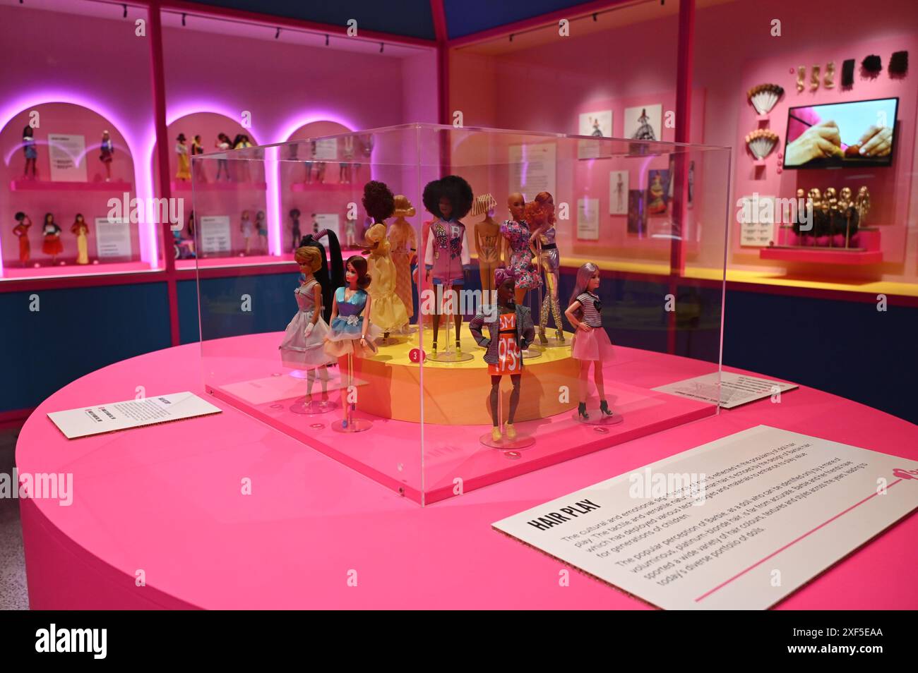 The Design Museum in London unveils it's exhibition on the design story ...