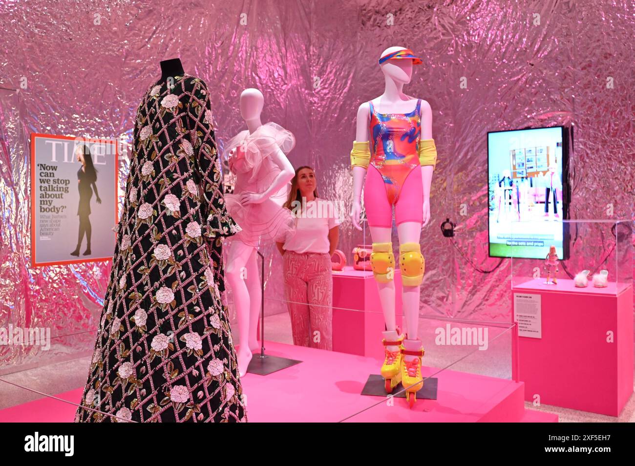 The Design Museum in London unveils it's exhibition on the design story ...