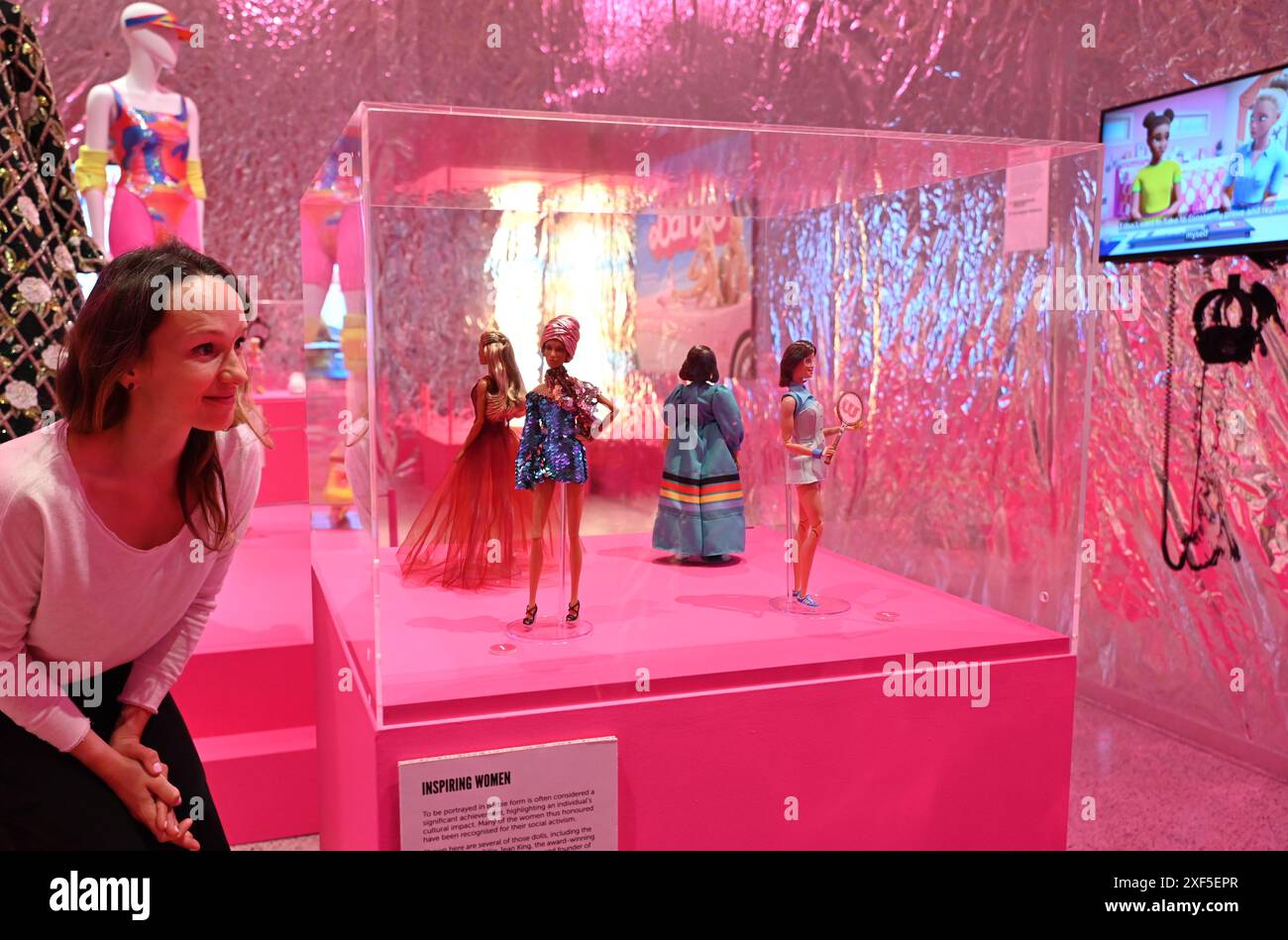 The Design Museum in London unveils it's exhibition on the design story ...