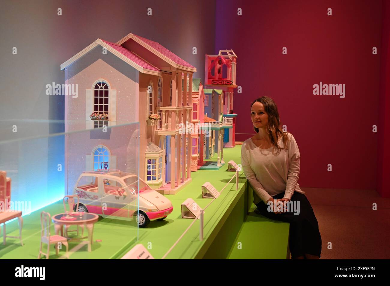 The Design Museum in London unveils it's exhibition on the design story ...