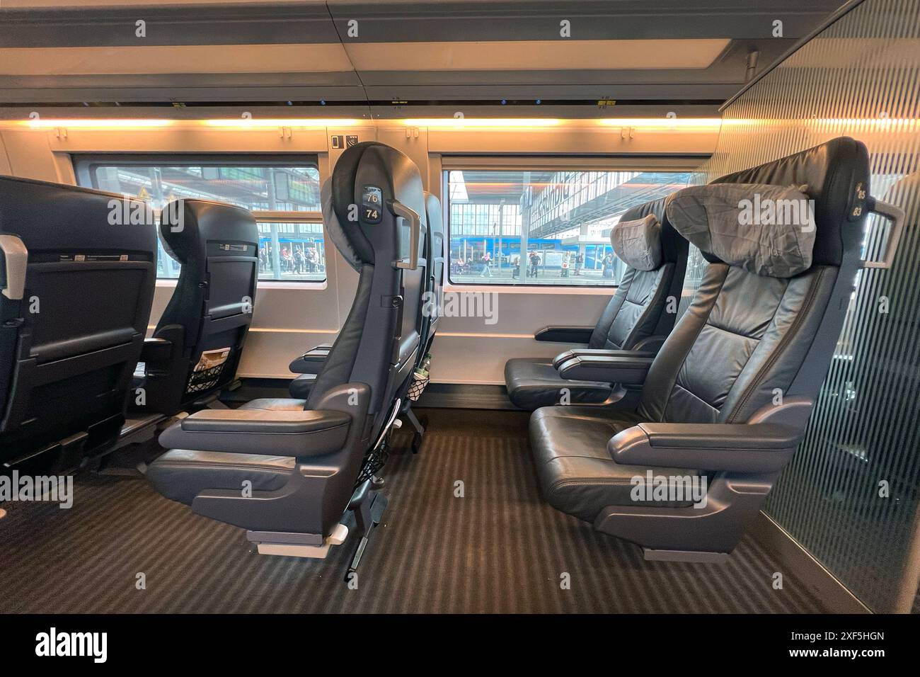 Freie sitzplaetze hi-res stock photography and images - Alamy