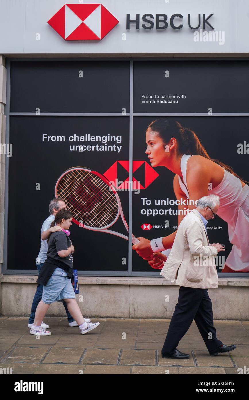 Emma raducanu wimbledon 2024 hi-res stock photography and images - Alamy