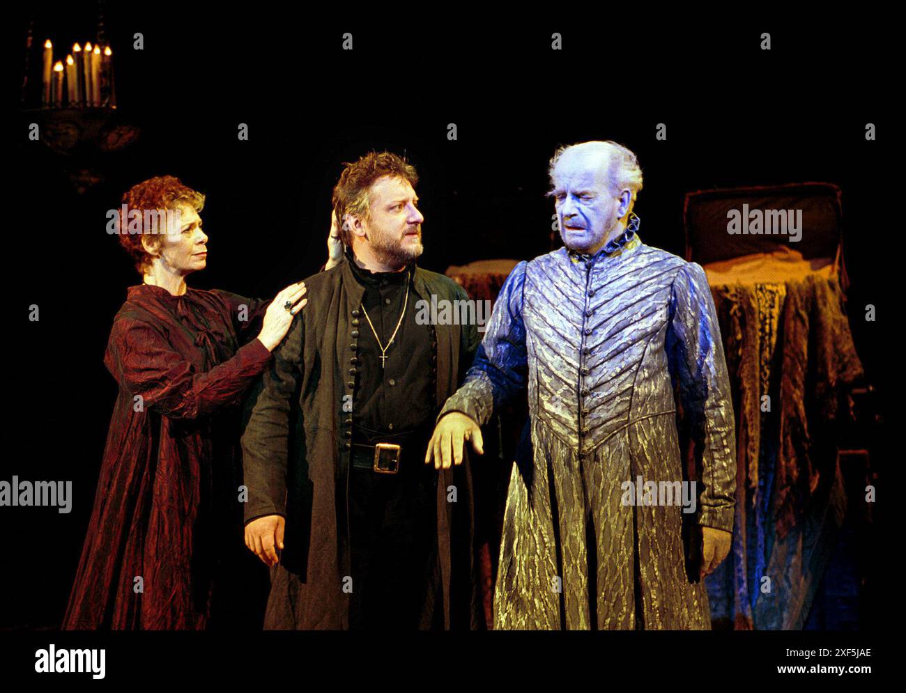Hamlet 'sees' his father's ghost - l-r: Sara Kestelman (Gertrude ...