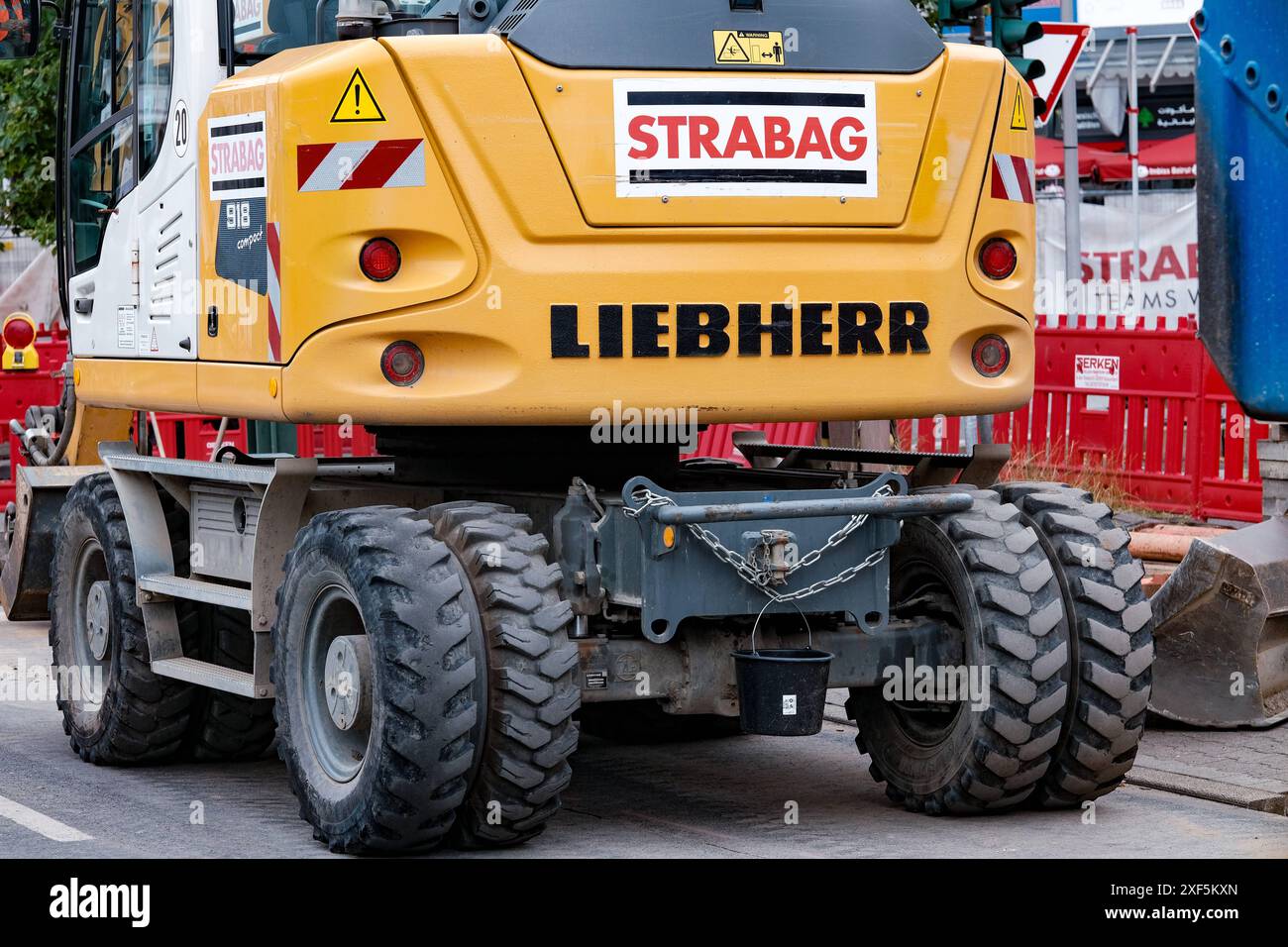 Mobilbagger hi-res stock photography and images - Alamy