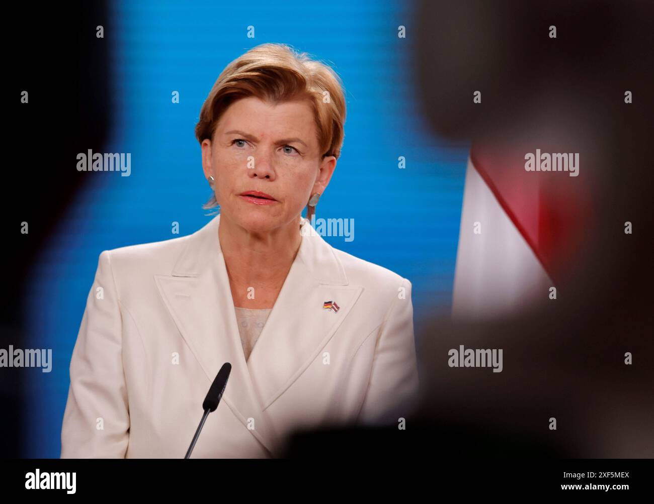 Außenministerin der Republik Lettland, Baiba Bra e, Deutschland, Berlin, Pressebegegnung von ...