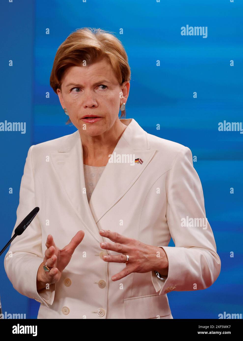 Außenministerin der Republik Lettland, Baiba Bra e, Deutschland, Berlin, Pressebegegnung von ...