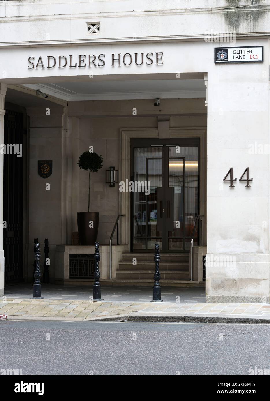 Saddlers House Hall, Gutter Lane, London, England Stock Photo - Alamy