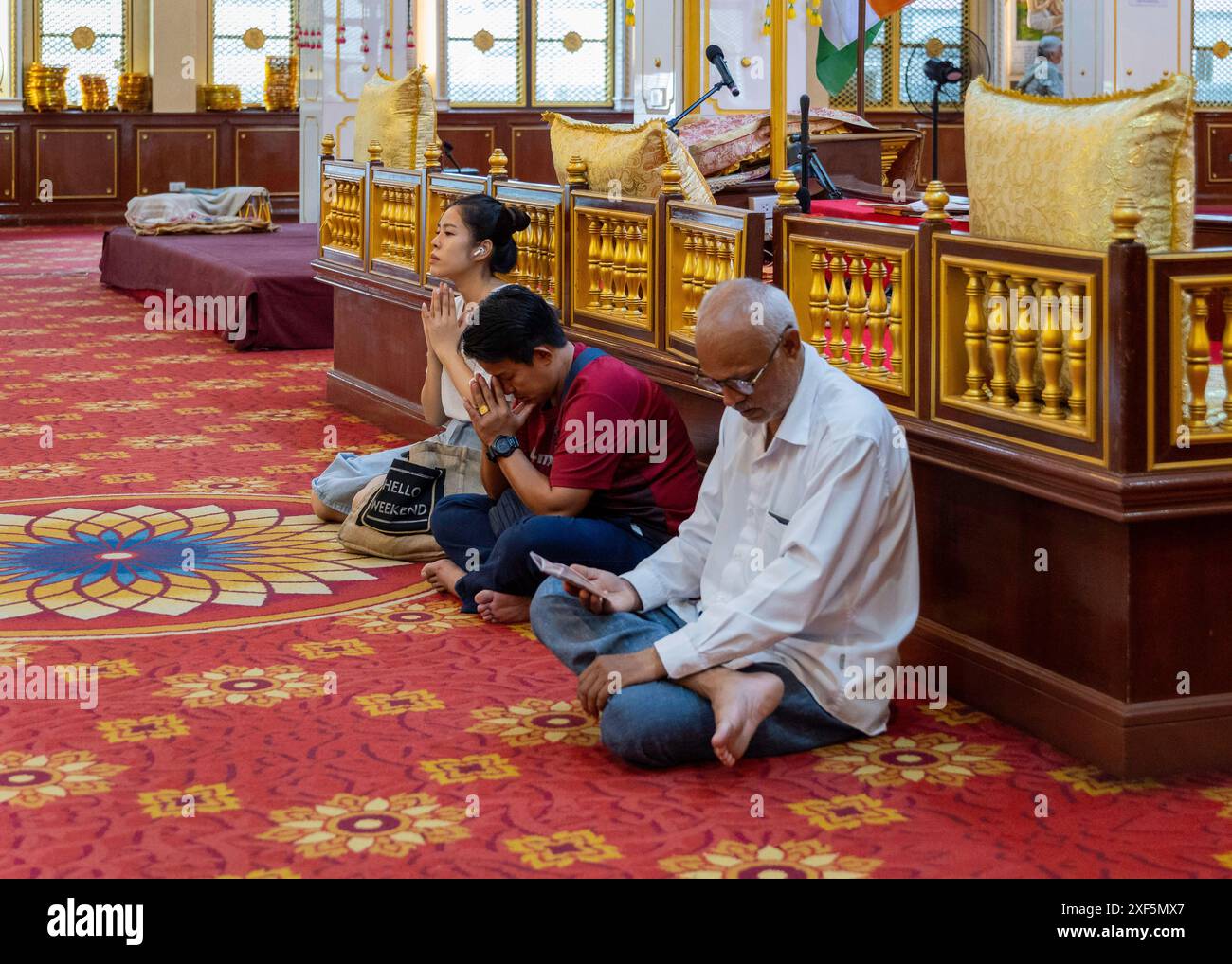 Dev mandir temple hindu samaj hi-res stock photography and images - Alamy