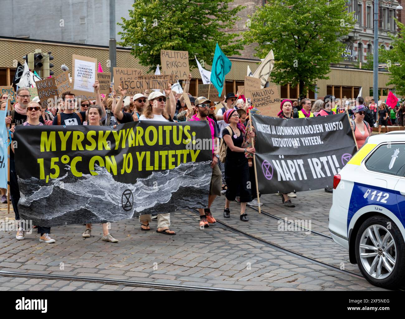 ‘Storm warning’ protest held by Extinction Rebellion Finland turning ...