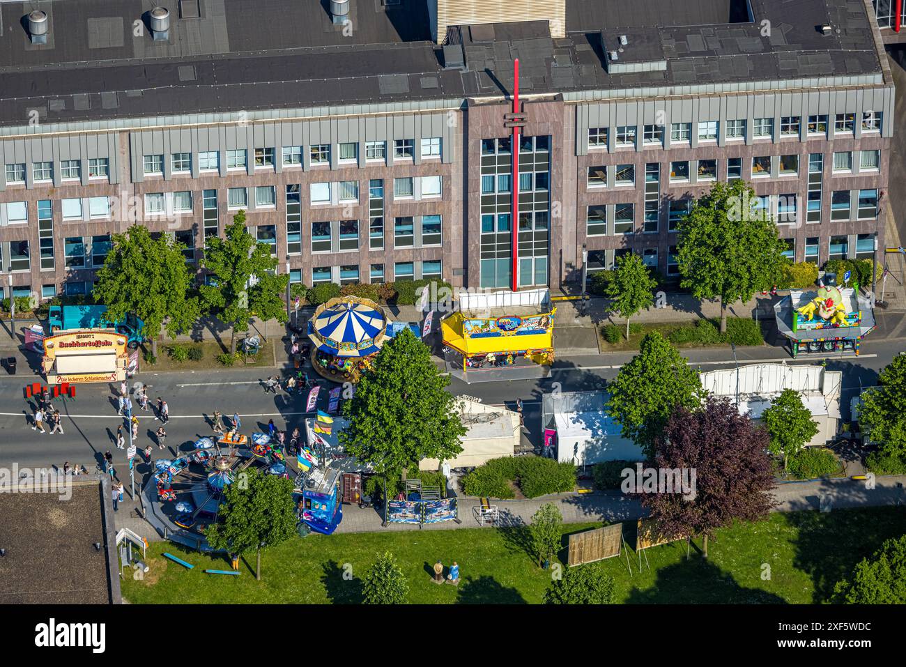 Aerial view, Himmelfahrtskirmes on the Ruhrstraße at the building of ...