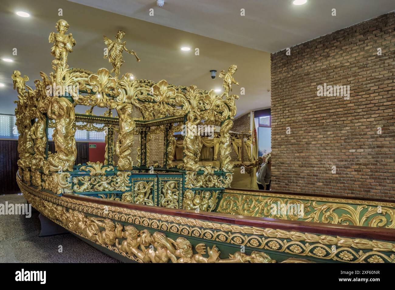 Narrow boat interior hi-res stock photography and images - Alamy