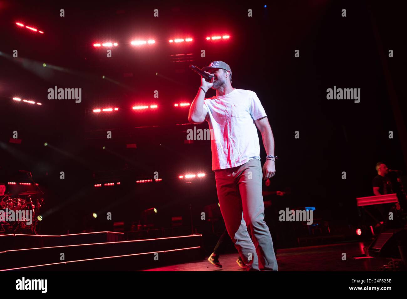 Hollywood biography hi-res stock photography and images - Alamy