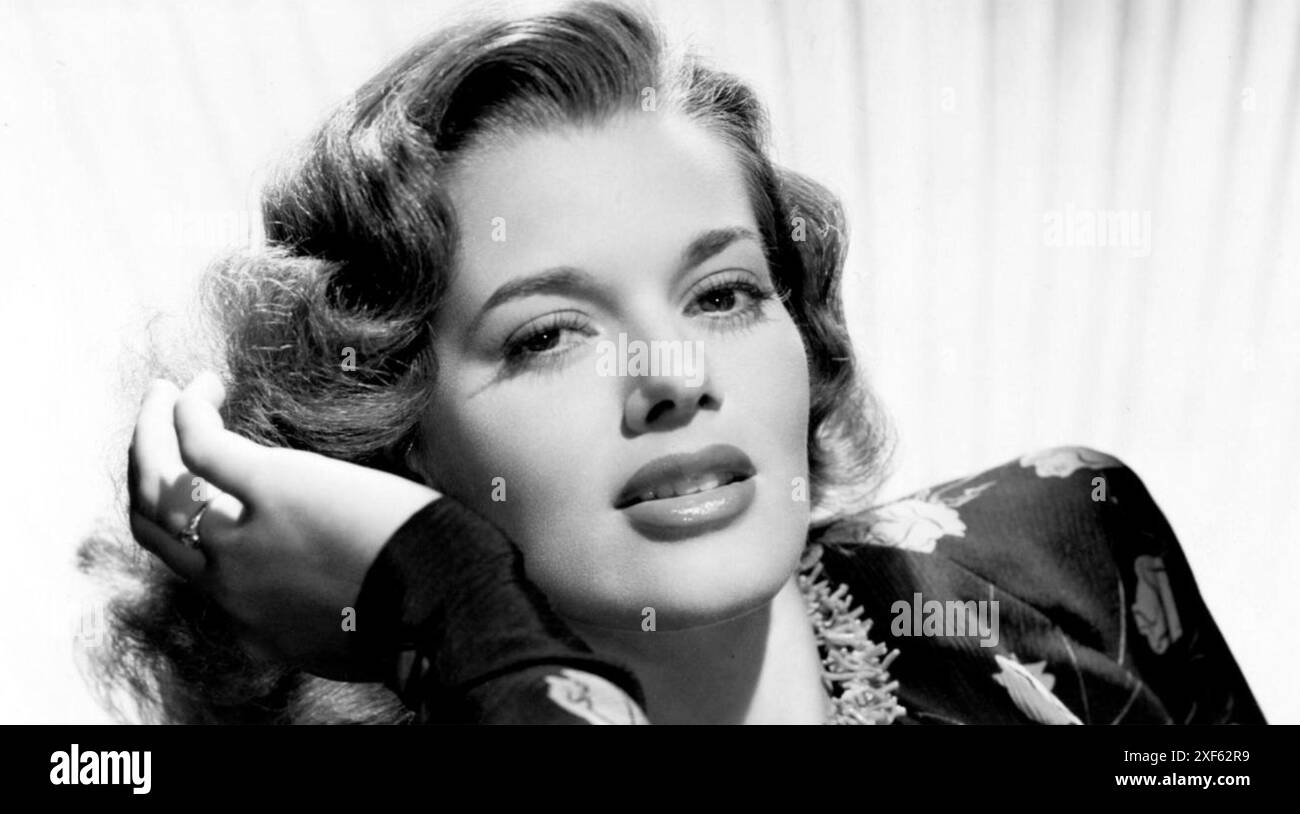 JANIS PAIGE (1922-2024) American film actress and singer about 1955 ...