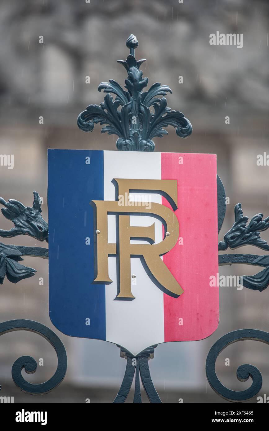 Close up of a French emblem displayed on a decorative gate in Vannes ...