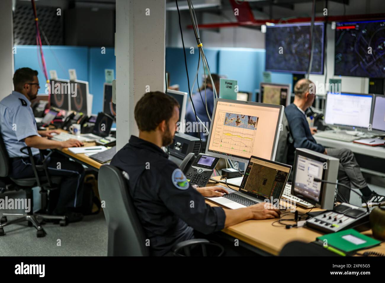 Police command room hi-res stock photography and images - Alamy