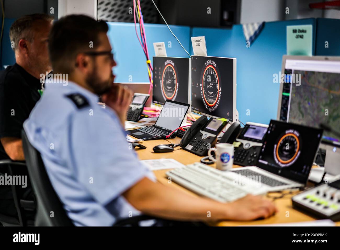 Police command room hi-res stock photography and images - Alamy