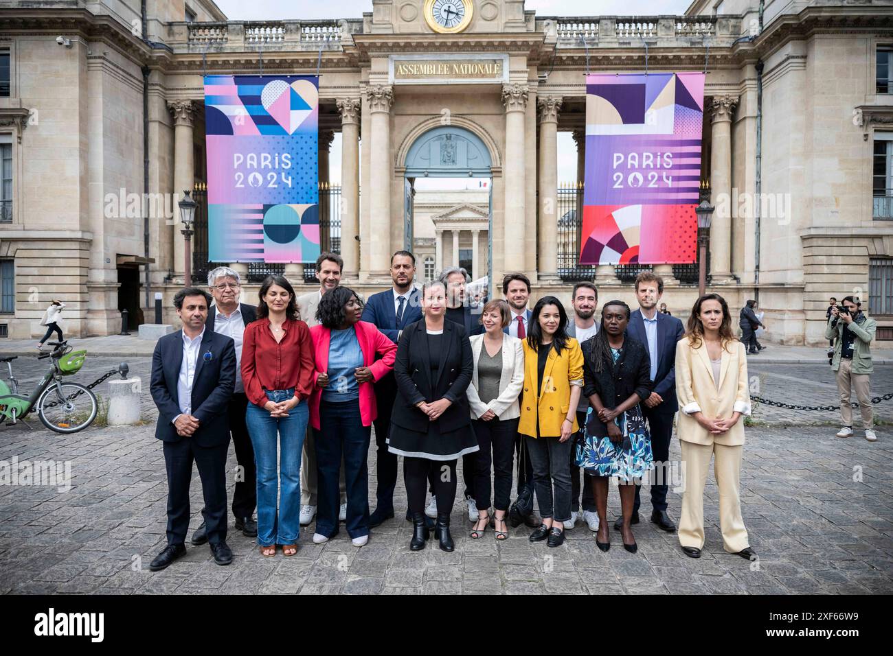 French newly-elected Members of Parliament with the "Nouveau Front ...