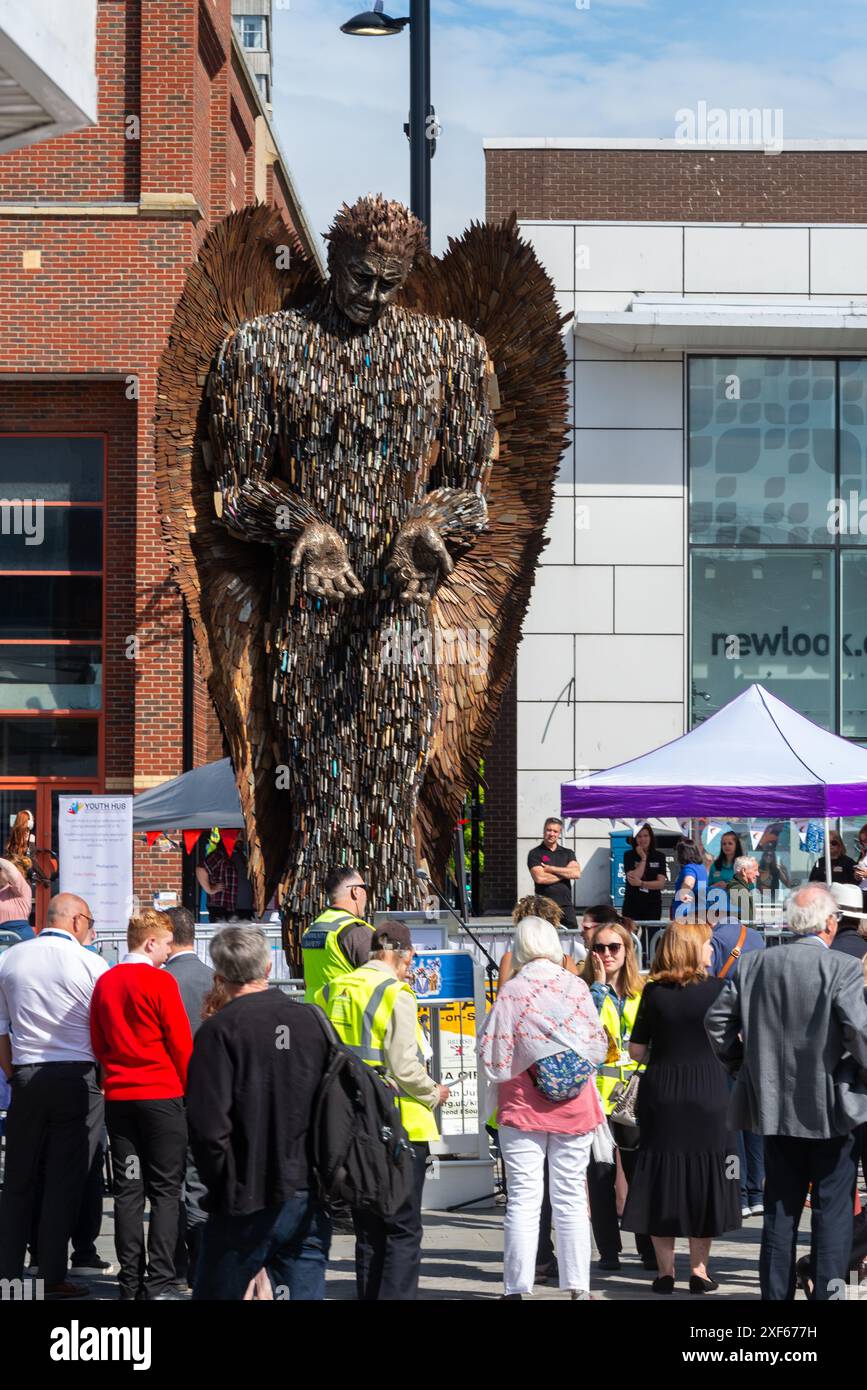 The Knife Angel statue unveiled in the High Street of Southend on Sea ...