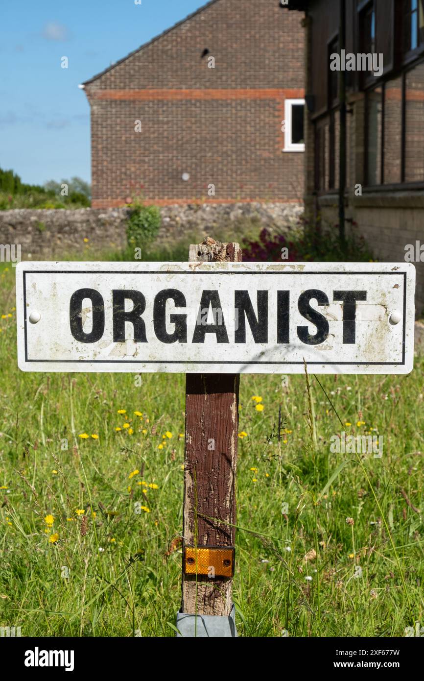 Organist sign hi-res stock photography and images - Alamy