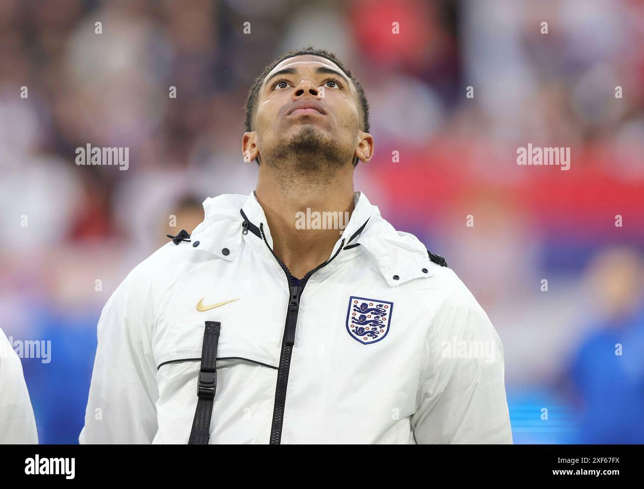 Jude bellingham england portrait hi-res stock photography and images ...
