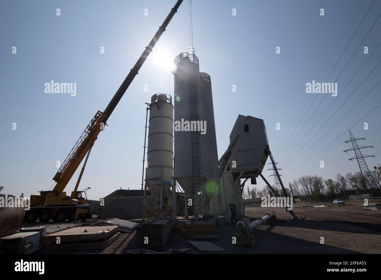 concrete engineering or concrete construction, building architecture in ...