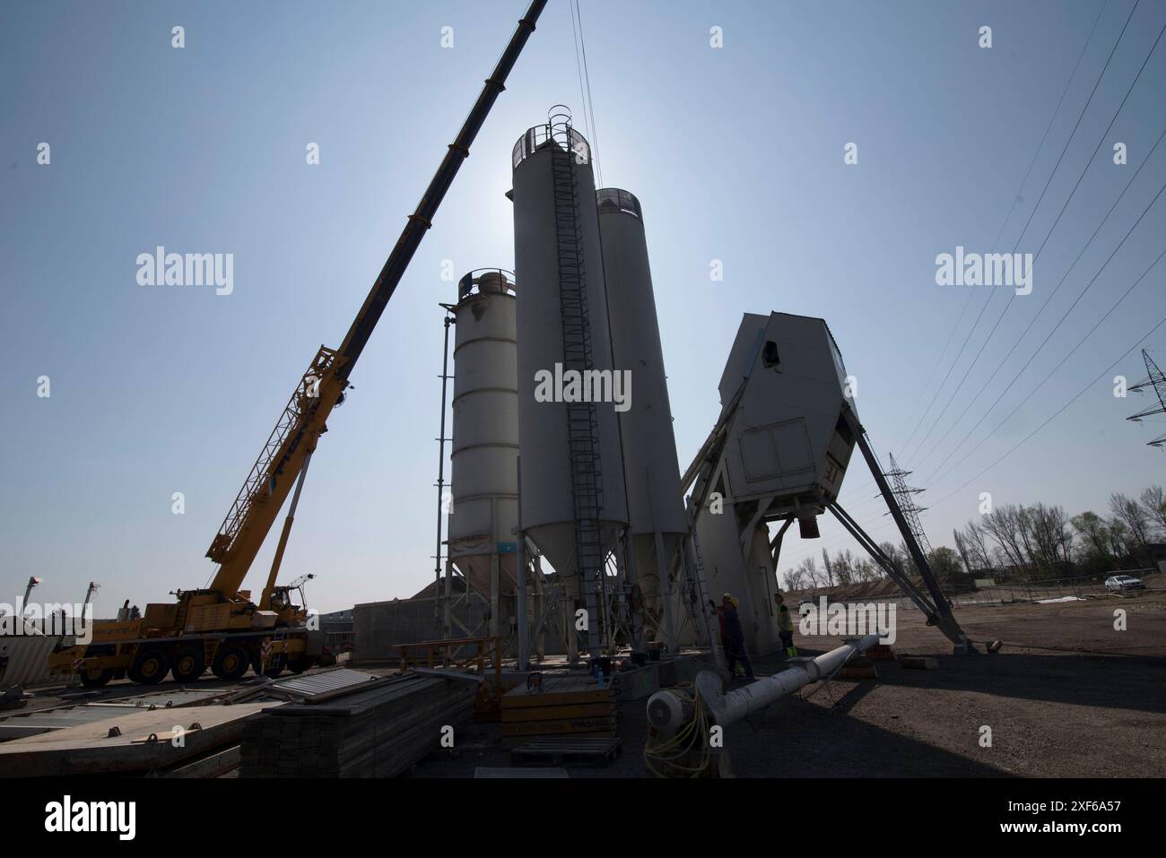 concrete engineering or concrete construction, building architecture in ...