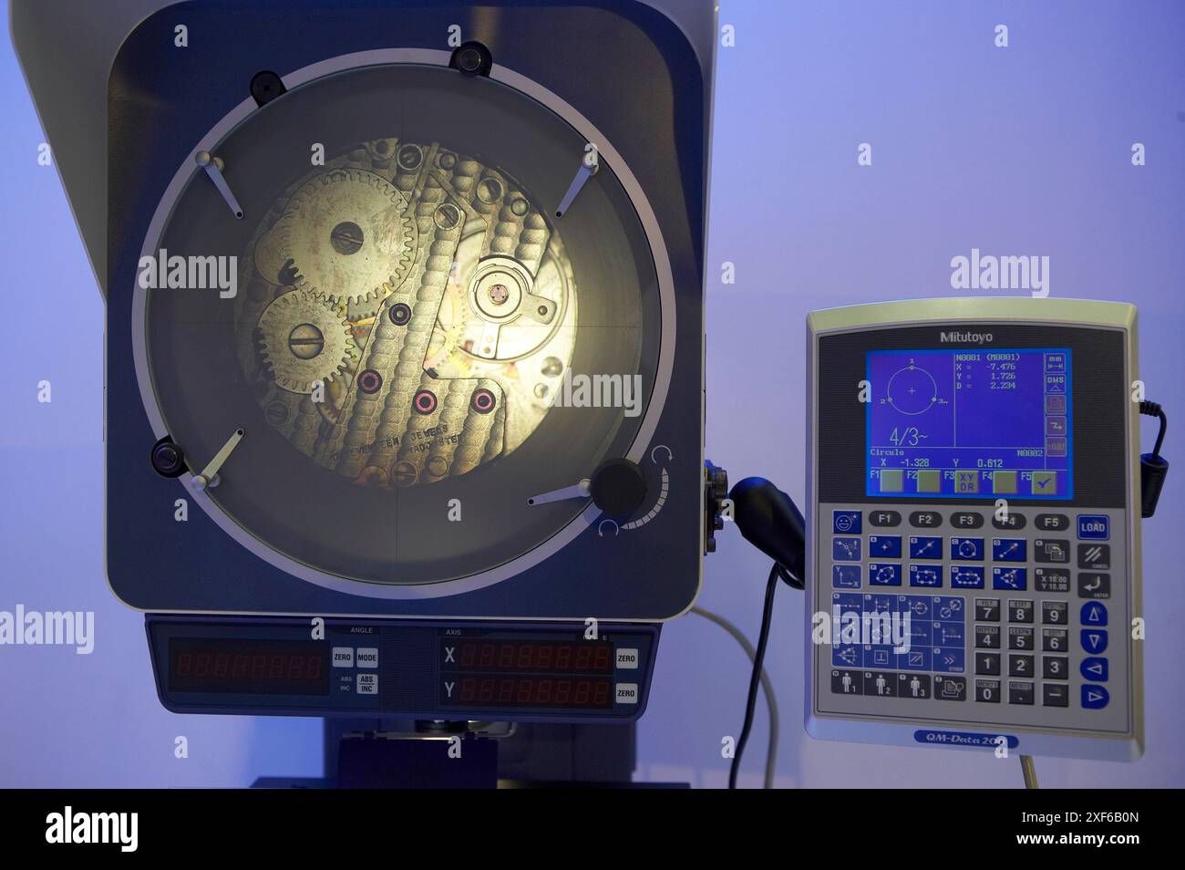 High precision measuring. Profile projector Stock Photo - Alamy
