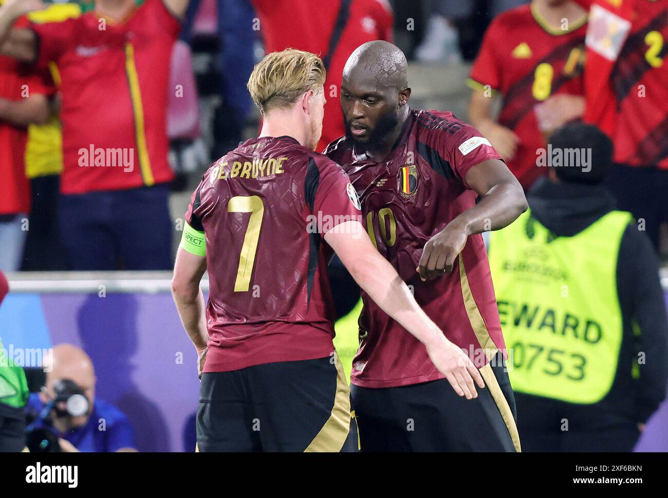 Kevin de bruyne celebration 2024 hi-res stock photography and images ...