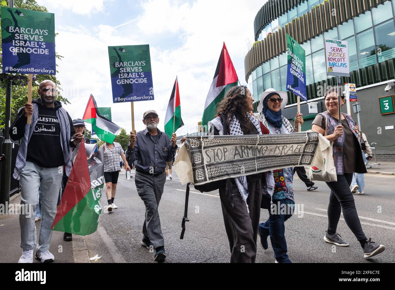 London, UK. 1st July, 2024. Pro-Palestinian activists from Palestine ...