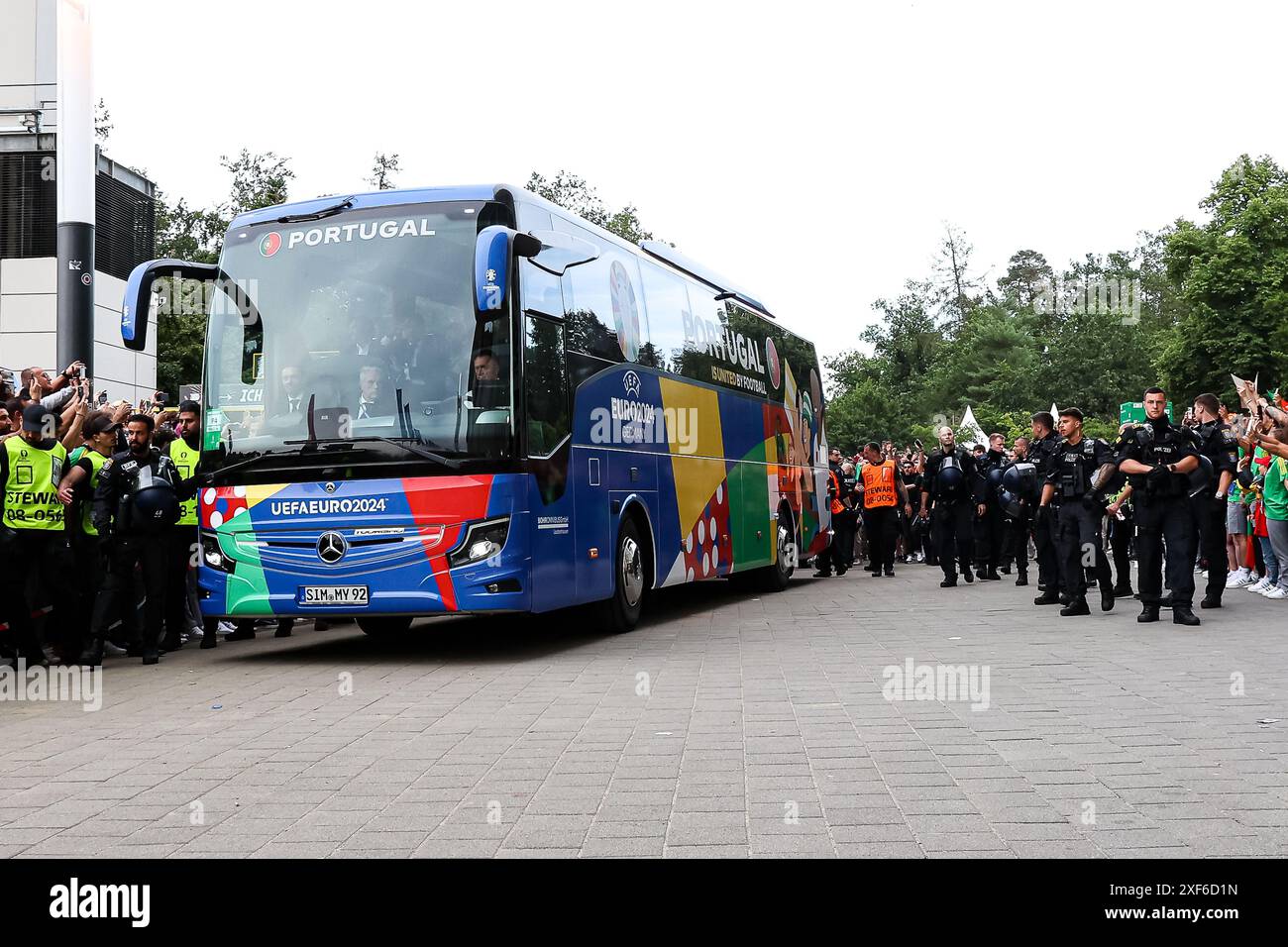 Ankunft der portugiesischen Mannschaft Team Portugal mit dem Bus von ...