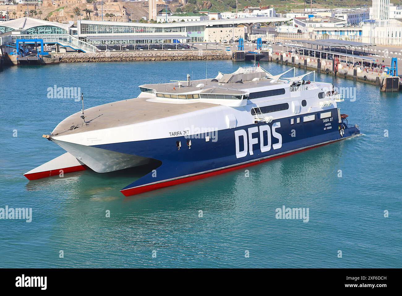 High water vehicle hi-res stock photography and images - Alamy